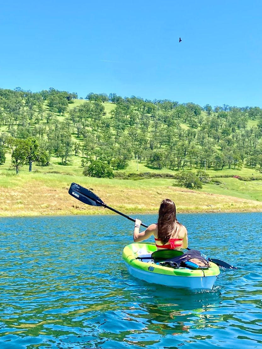 On The Lake Kayak Rentals - GoCalaveras.com